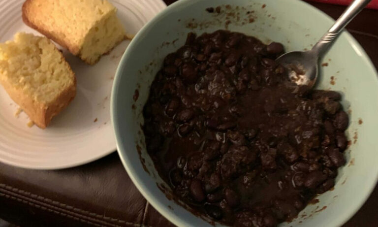 Slow Cooker Black Bean Soup - Dan-O's Seasoning